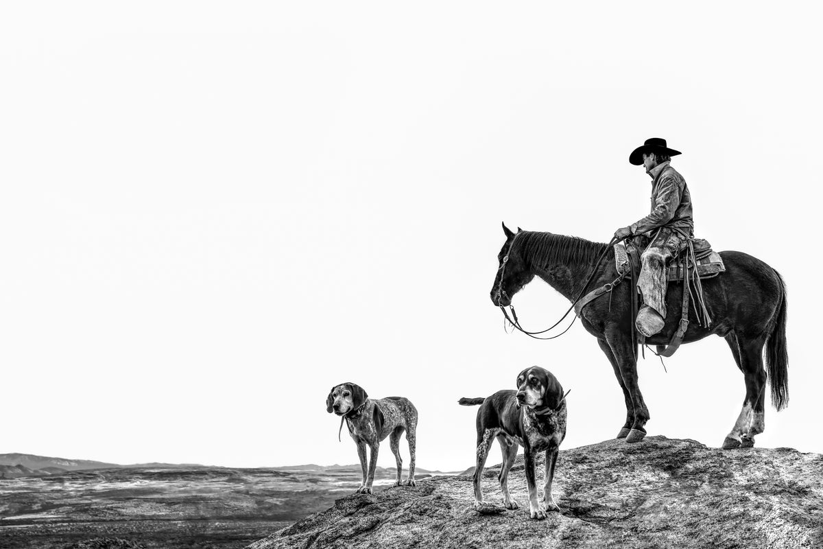 LOOKOUT - Limited Edition Print - Anouk Masson Krantz | Iconic Images