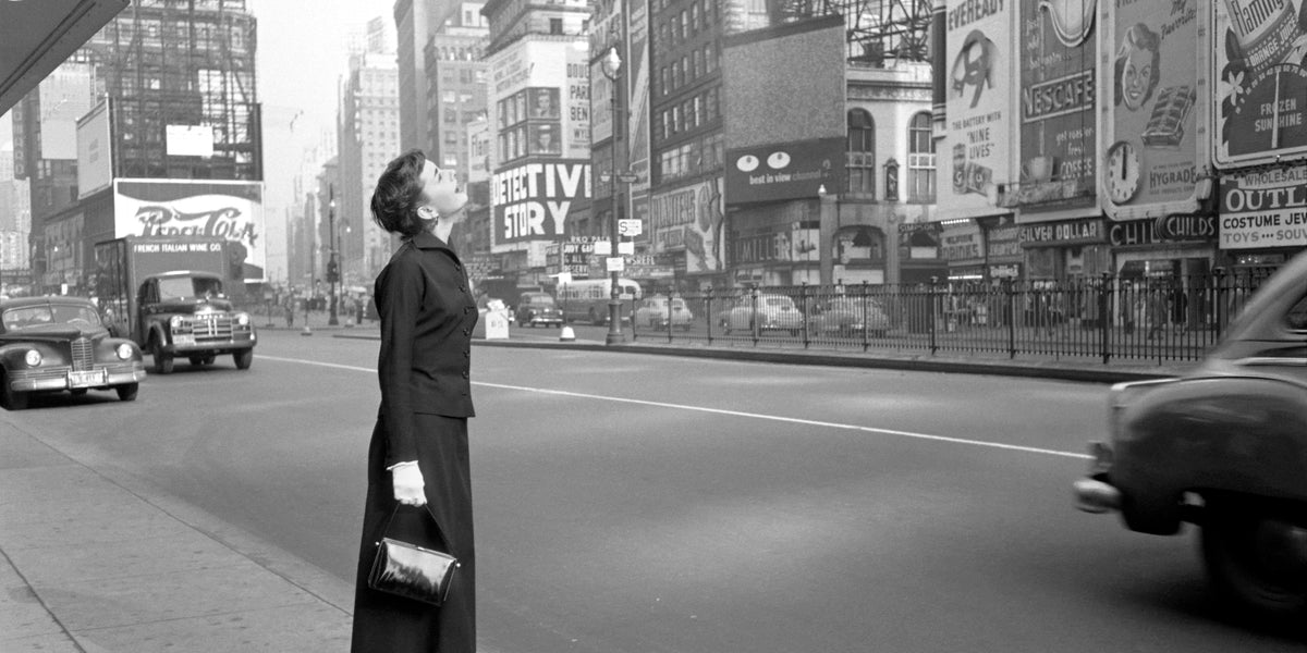 Audrey Hepburn in Times Square, 1951 — Limited Edition Print - Lawrence ...